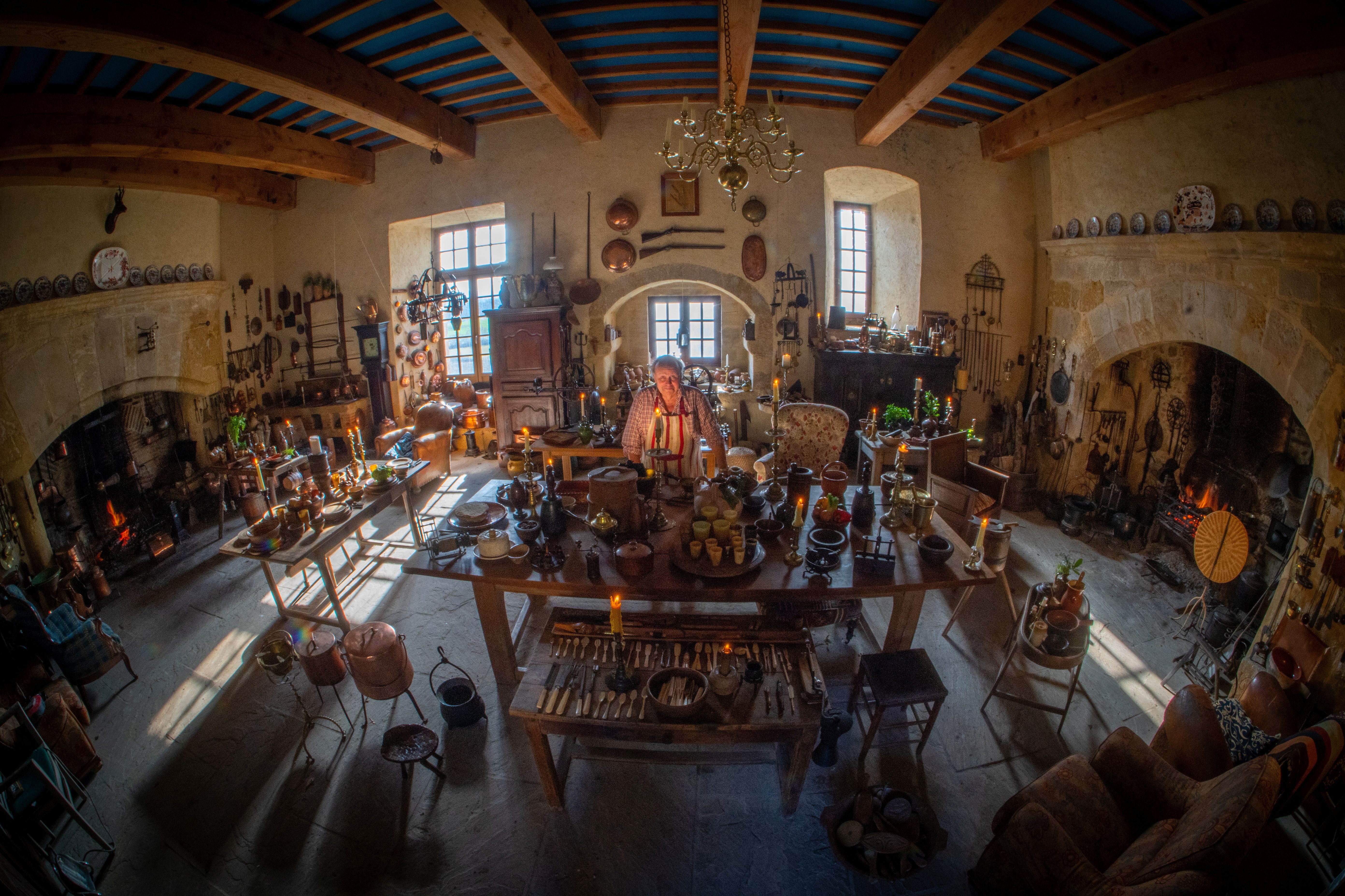Country House & Private Collection Auctions & Valuations | Bearnes ...