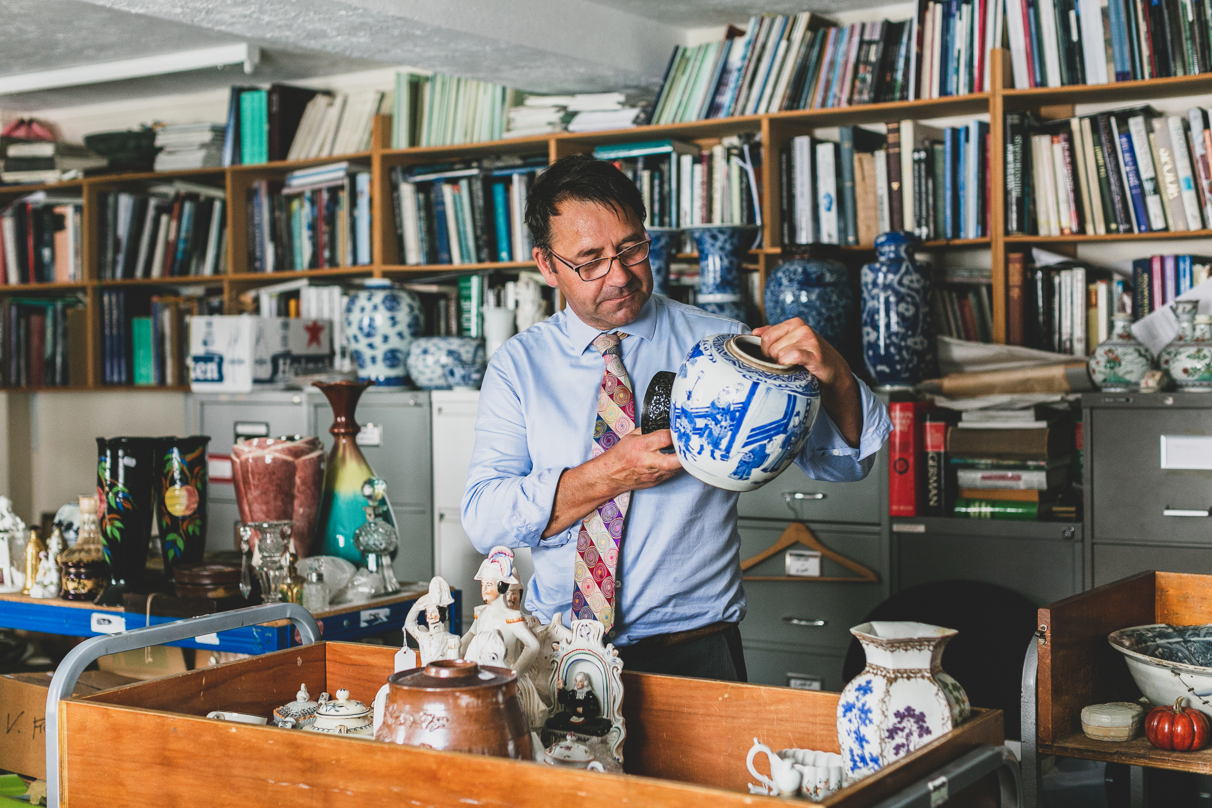 Buying & Selling at Auction | Bearnes Hampton & Littlewood